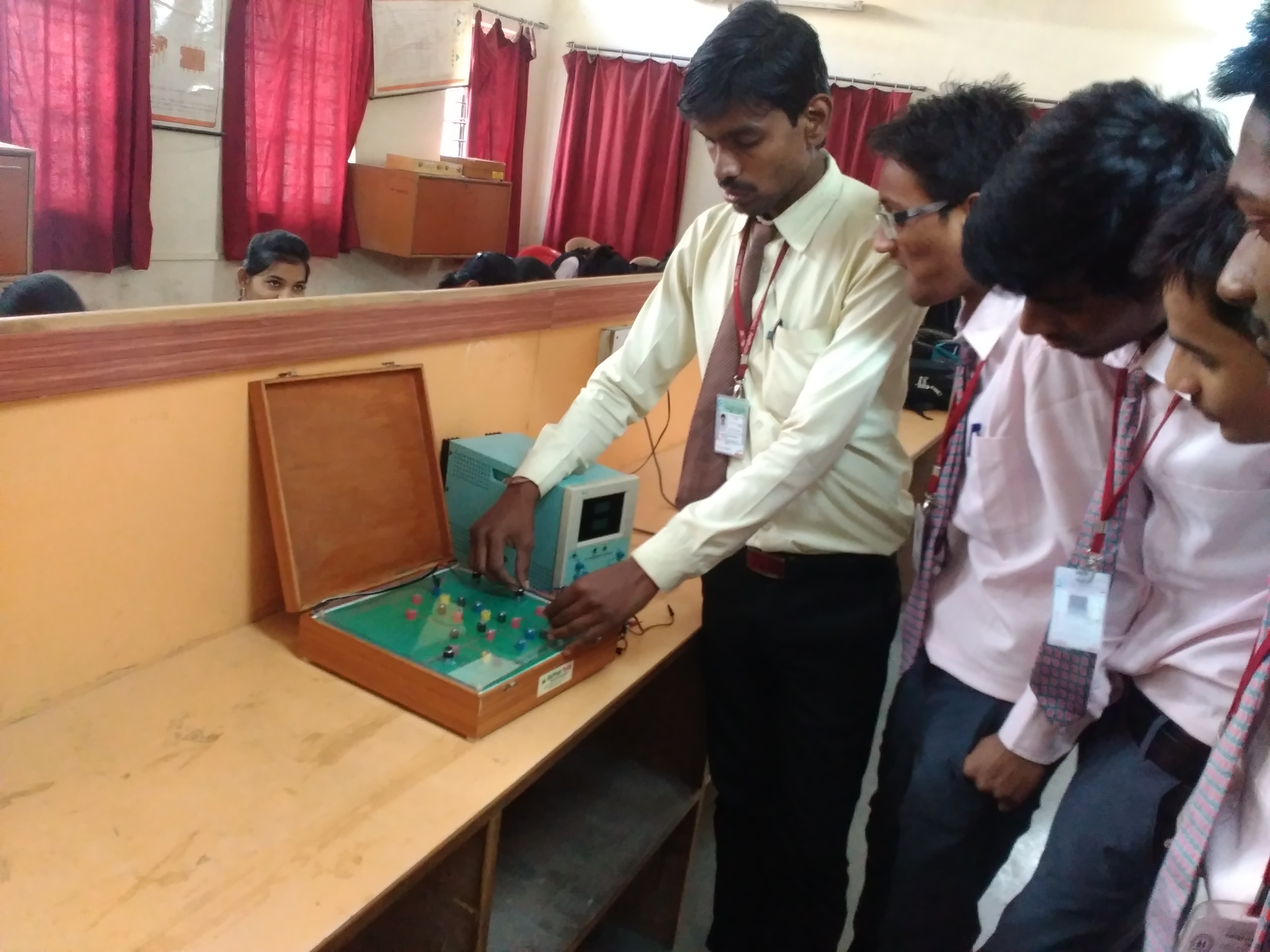 BASIC ELECTRONICS LAB